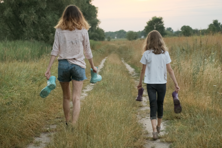 The 35 Best Outdoor Games For All Ages